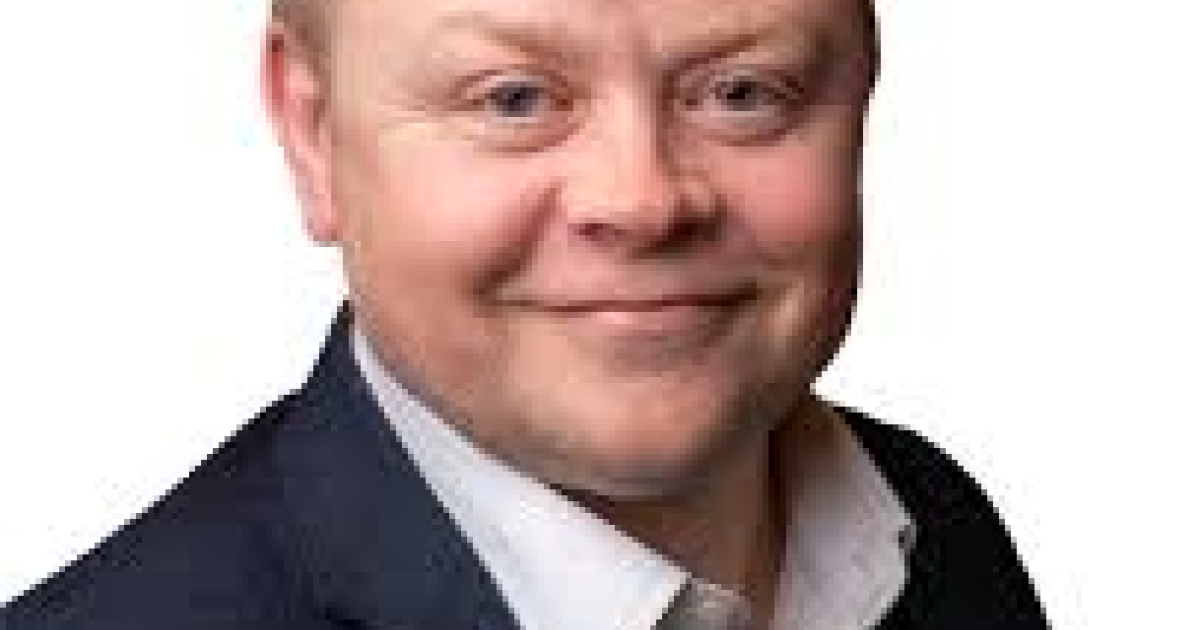 NICHS | Professor Aaron Peace
